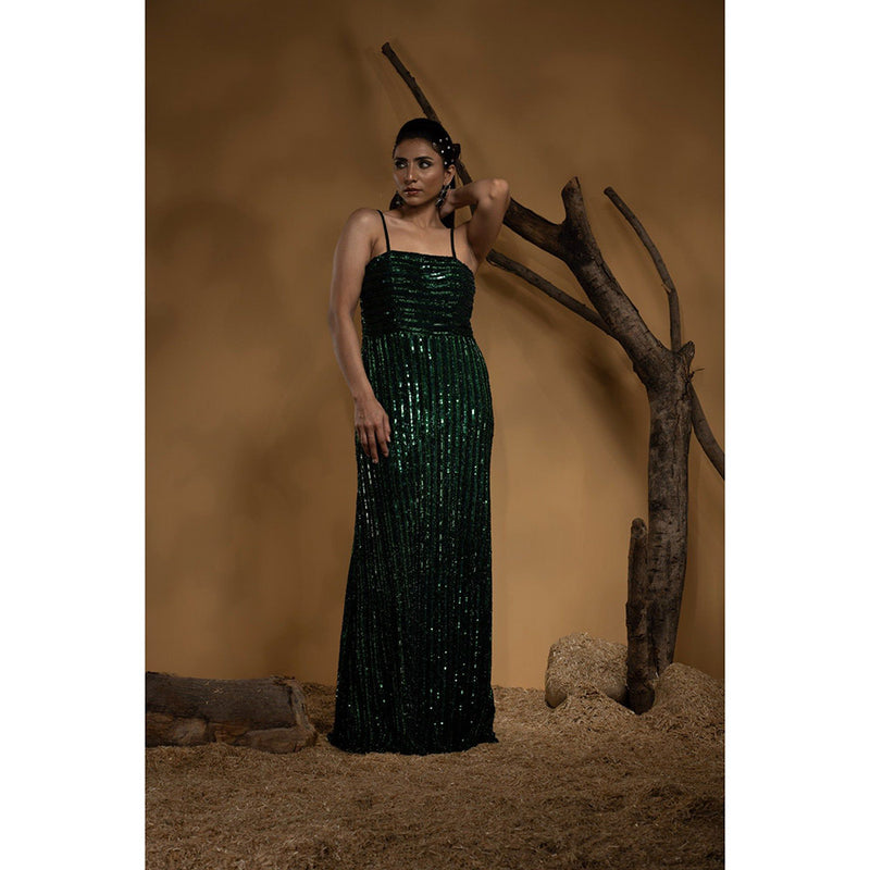 Ambrosia Hand Embellished Emerald Green Gown with Straps – Nykaa Fashion