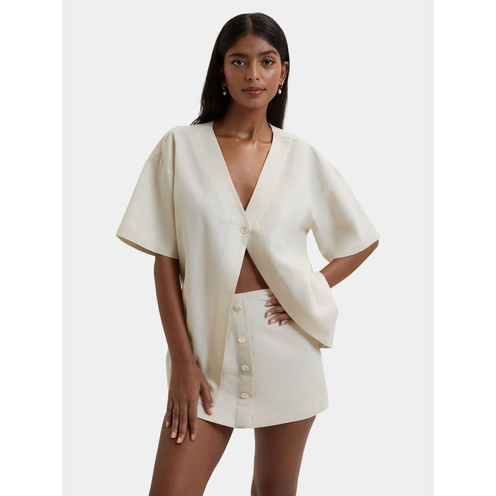 Bouji Capri Linen Top Off White – Nykaa Fashion