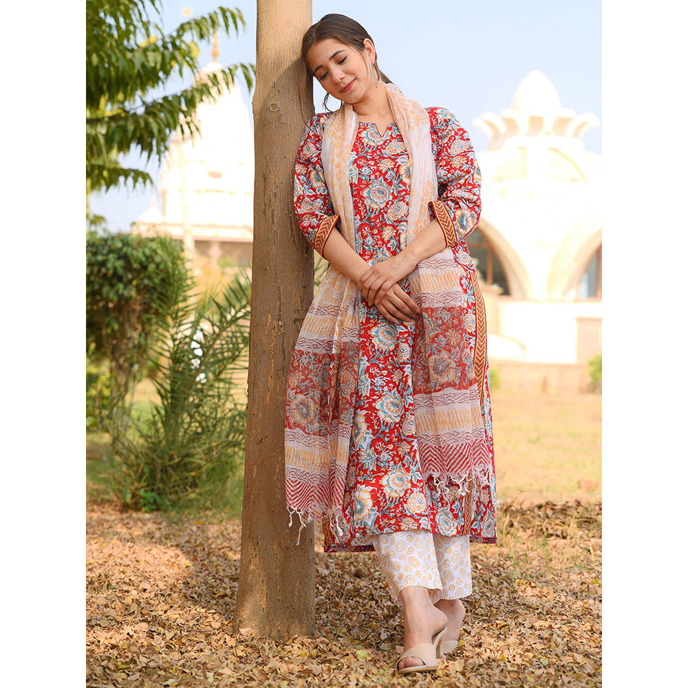 DIMPLE DESIGN STUDIO Crimson Red Suit (Set of 3) – Nykaa Fashion