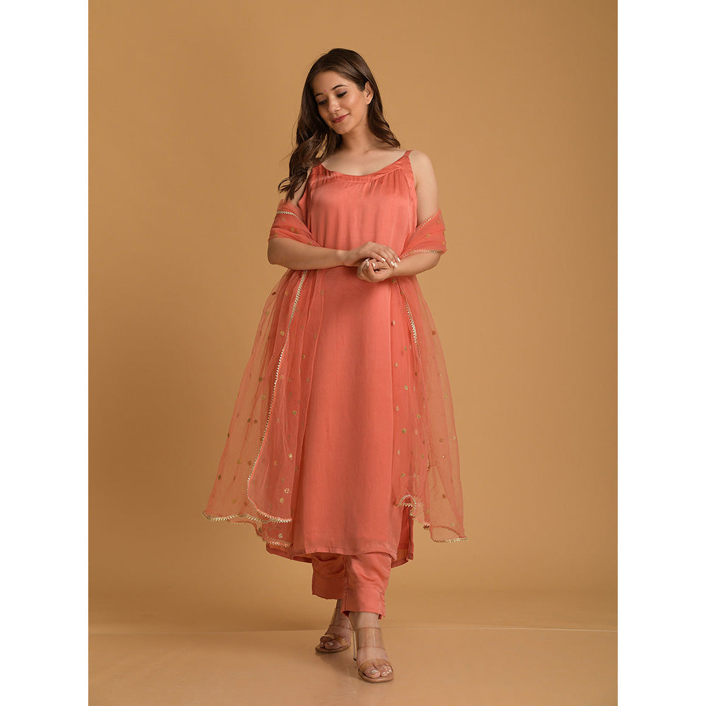 DIMPLE DESIGN STUDIO Peach Satin Suit (Set of 3) – Nykaa Fashion