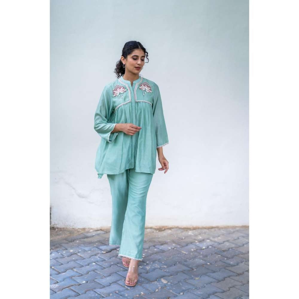 MINSH Aqua Frost Blue Co-Ord (Set of 2) – Nykaa Fashion