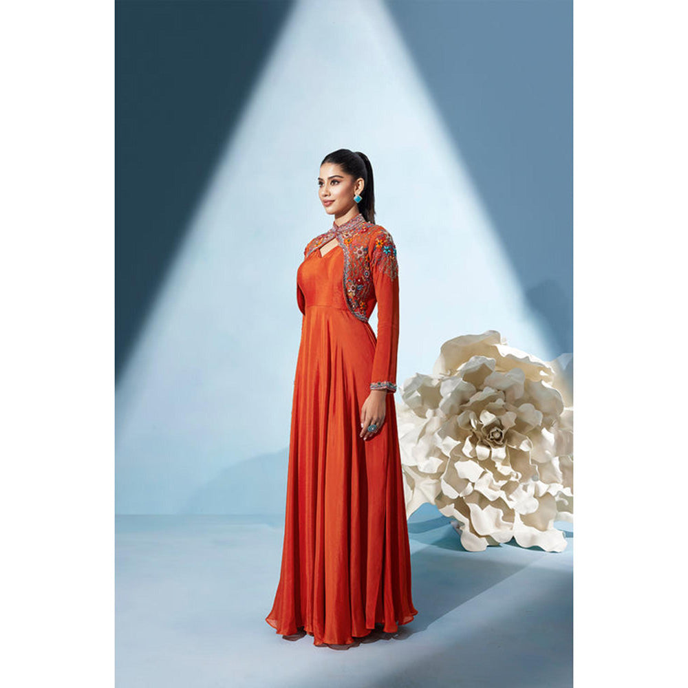 Qunic Sunset Ember Gown with Jacket – Nykaa Fashion