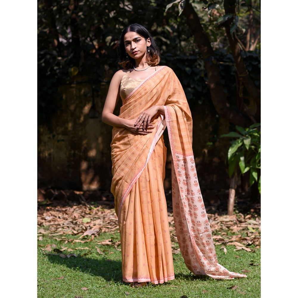 Suta Peach Floral Printed Pure Cotton Saree – Nykaa Fashion