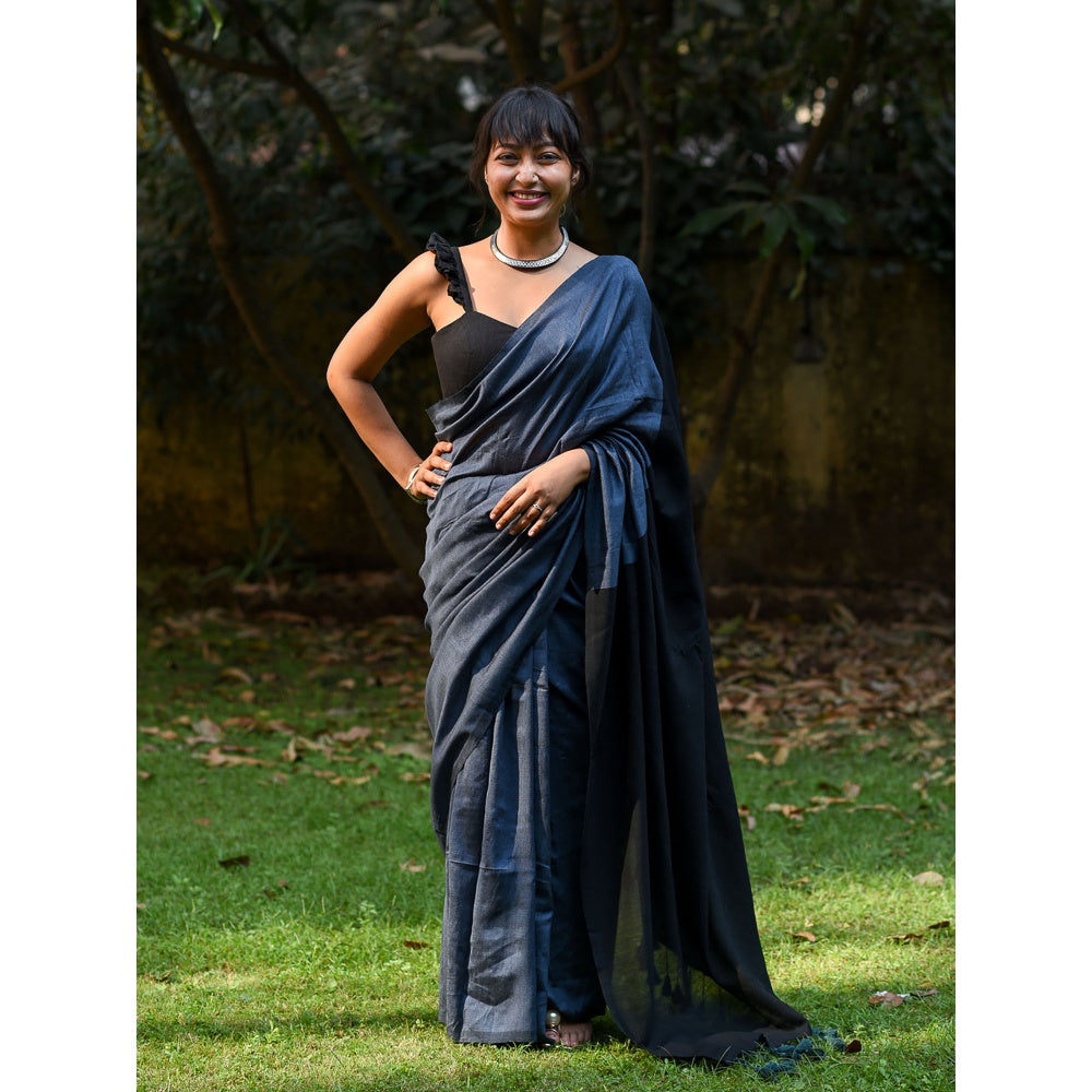 Suta Charcoal Solid Cotton Blend Saree – Nykaa Fashion