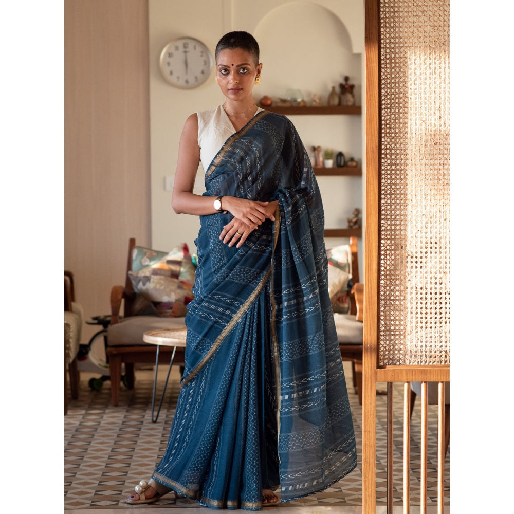 Suta Blue Geometric Saree – Nykaa Fashion
