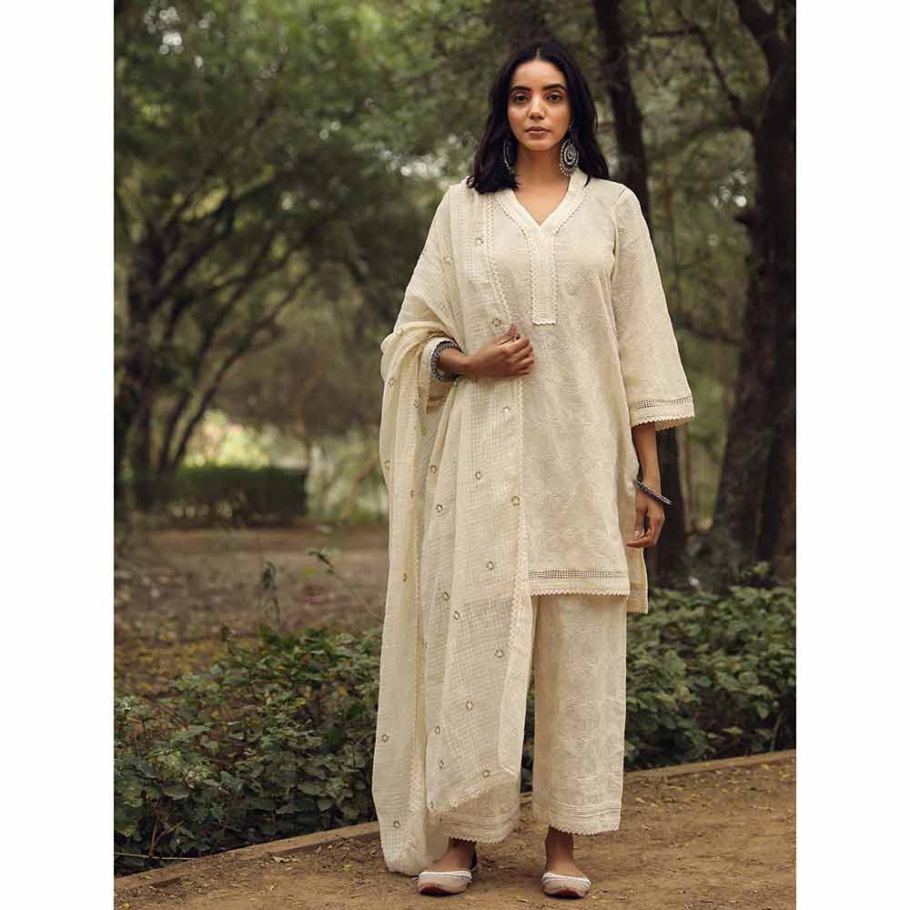Rozana Jaipur Khubi Offwhite Kurta (Set of 3) – Nykaa Fashion