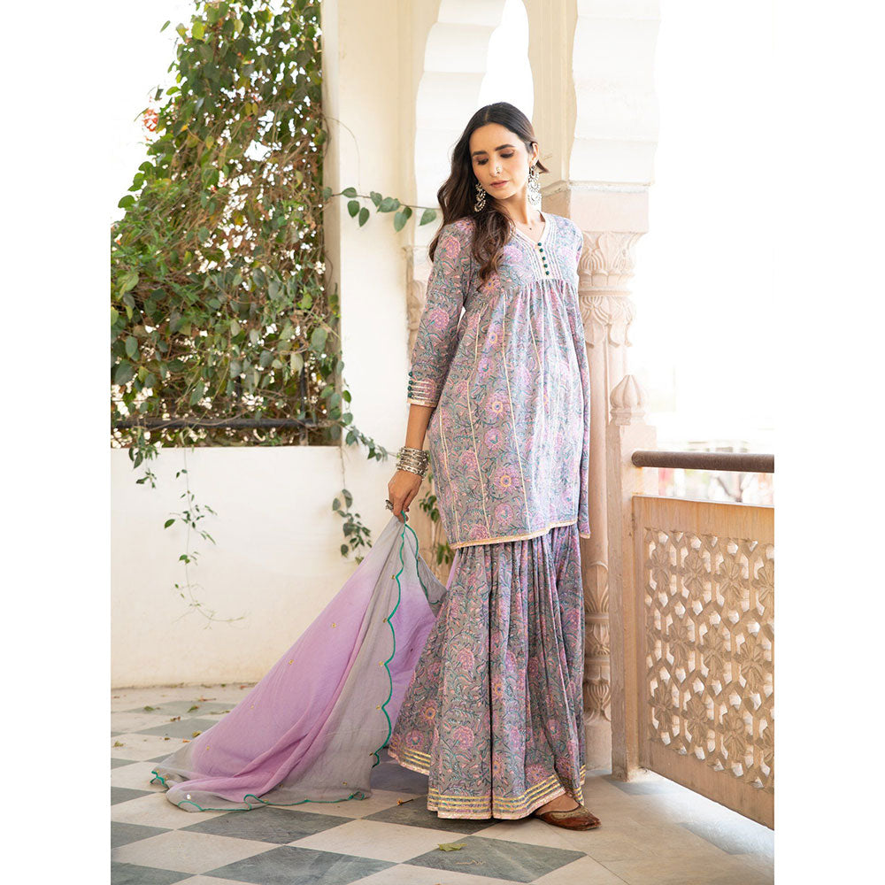 Maison Shefali Chaand Inaayat Badli Sharara (Set of 3) – Nykaa Fashion