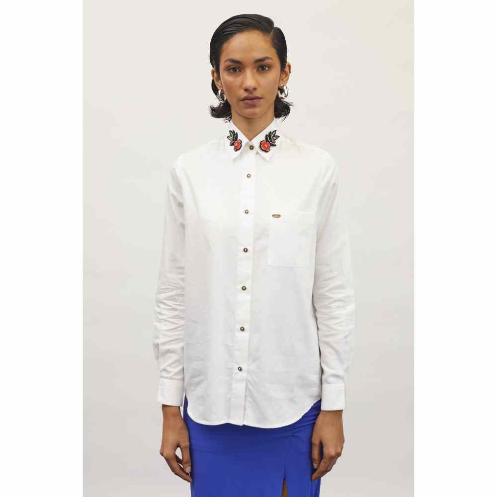 Pallavi Swadi PLV Garden White Floral Collar Shirt – Nykaa Fashion