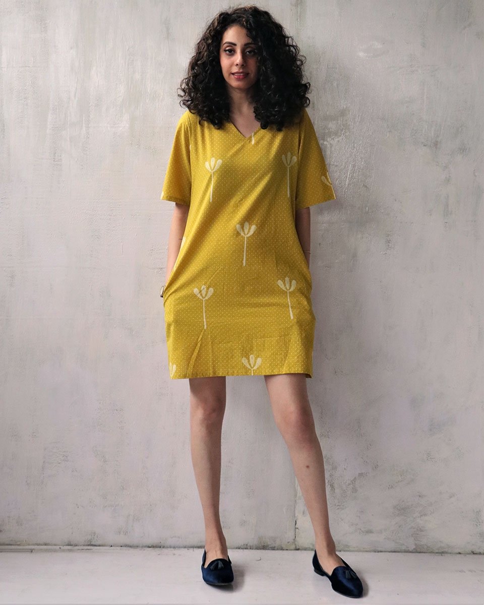 YELLOW BLOCKPRINTED COTTON SIFT DRESS| Chidiyaa – Nykaa Fashion